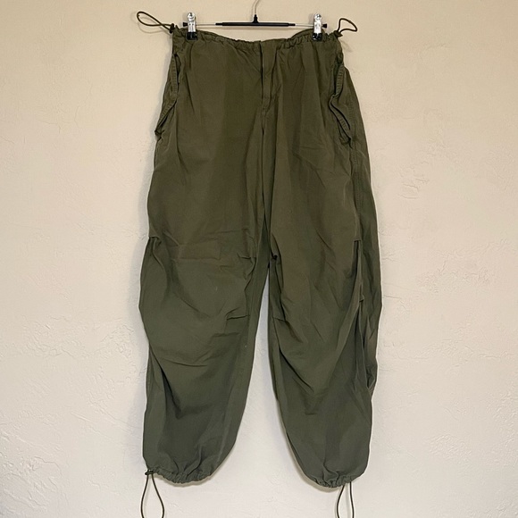 Urban Outfitters | Pants & Jumpsuits | Uo Iets Frans Parachute Pants ...